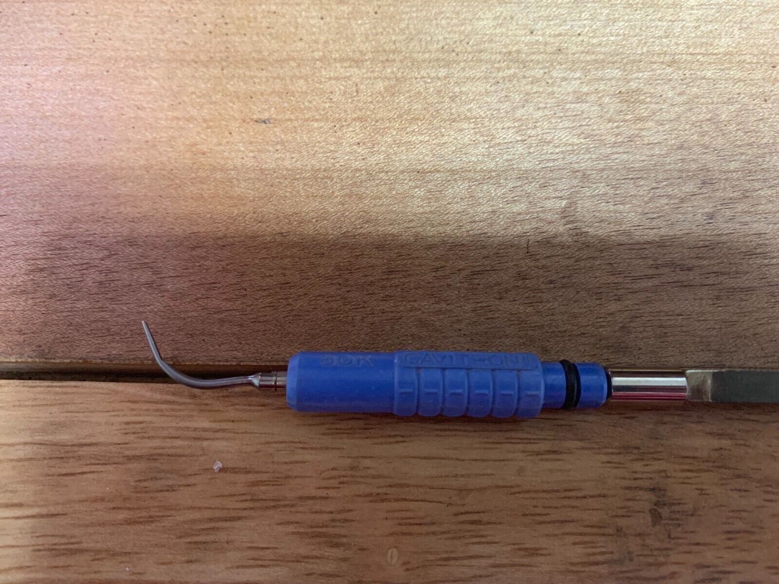 Dentsply Cavitron Tip 0502 30K-FSI-100-ZE – GotaHaveItDental