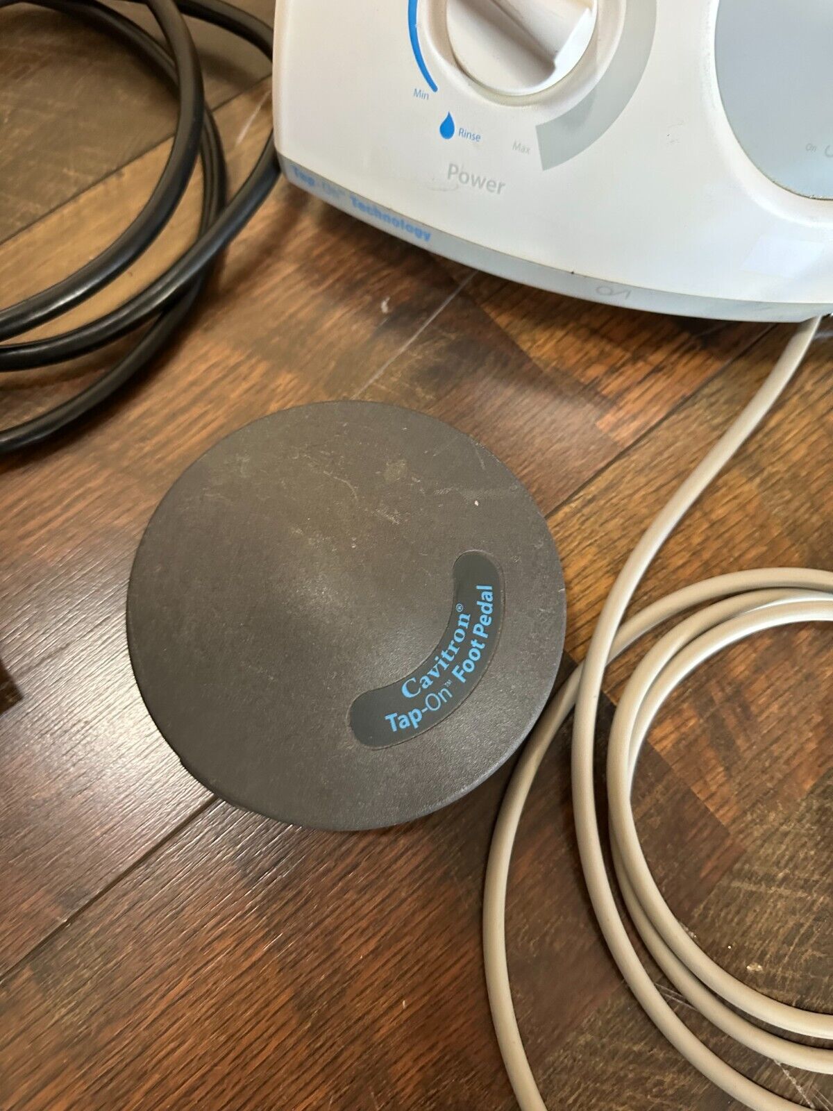 Dentsply Cavitron Plus Generation-136 Scaler wireless foot pedal Dental ...