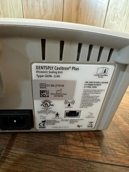 Dentsply Cavitron Plus Generation-136 Scaler wireless foot pedal Dental ...