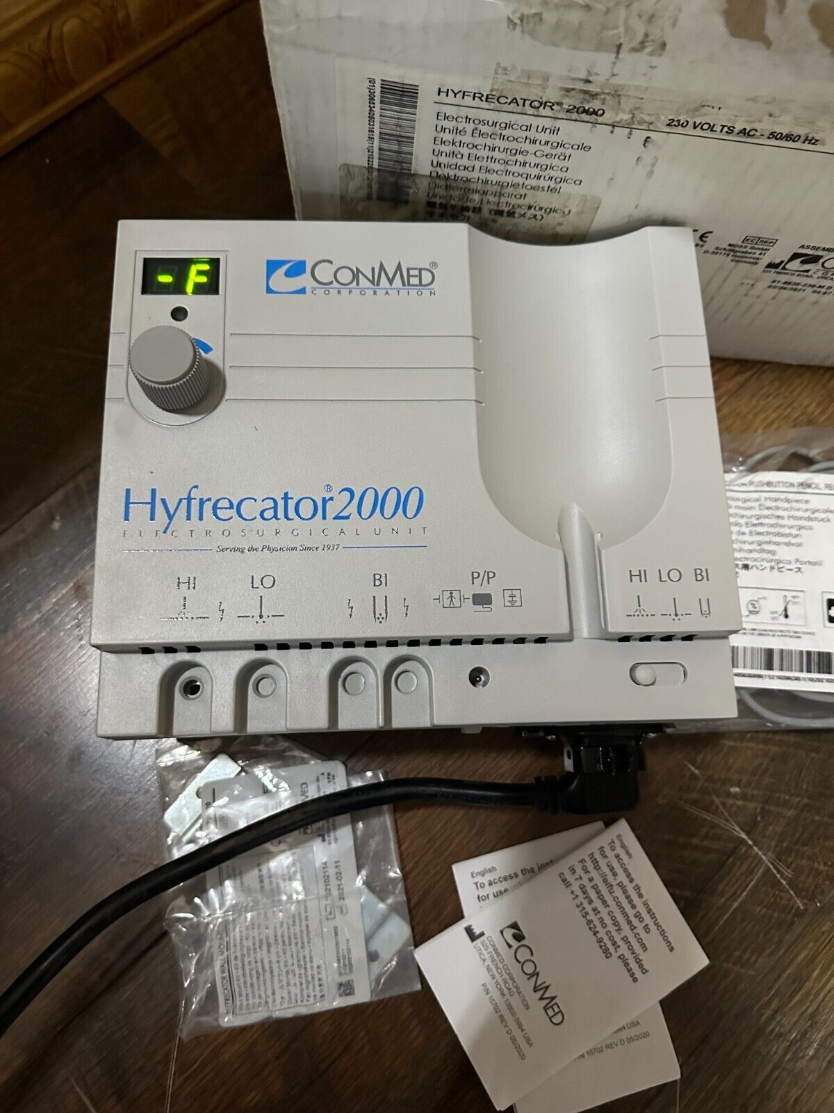 Conmed Hyfrecator 2000 Model 7-900-115 Dessicator w/ Handpiece ...
