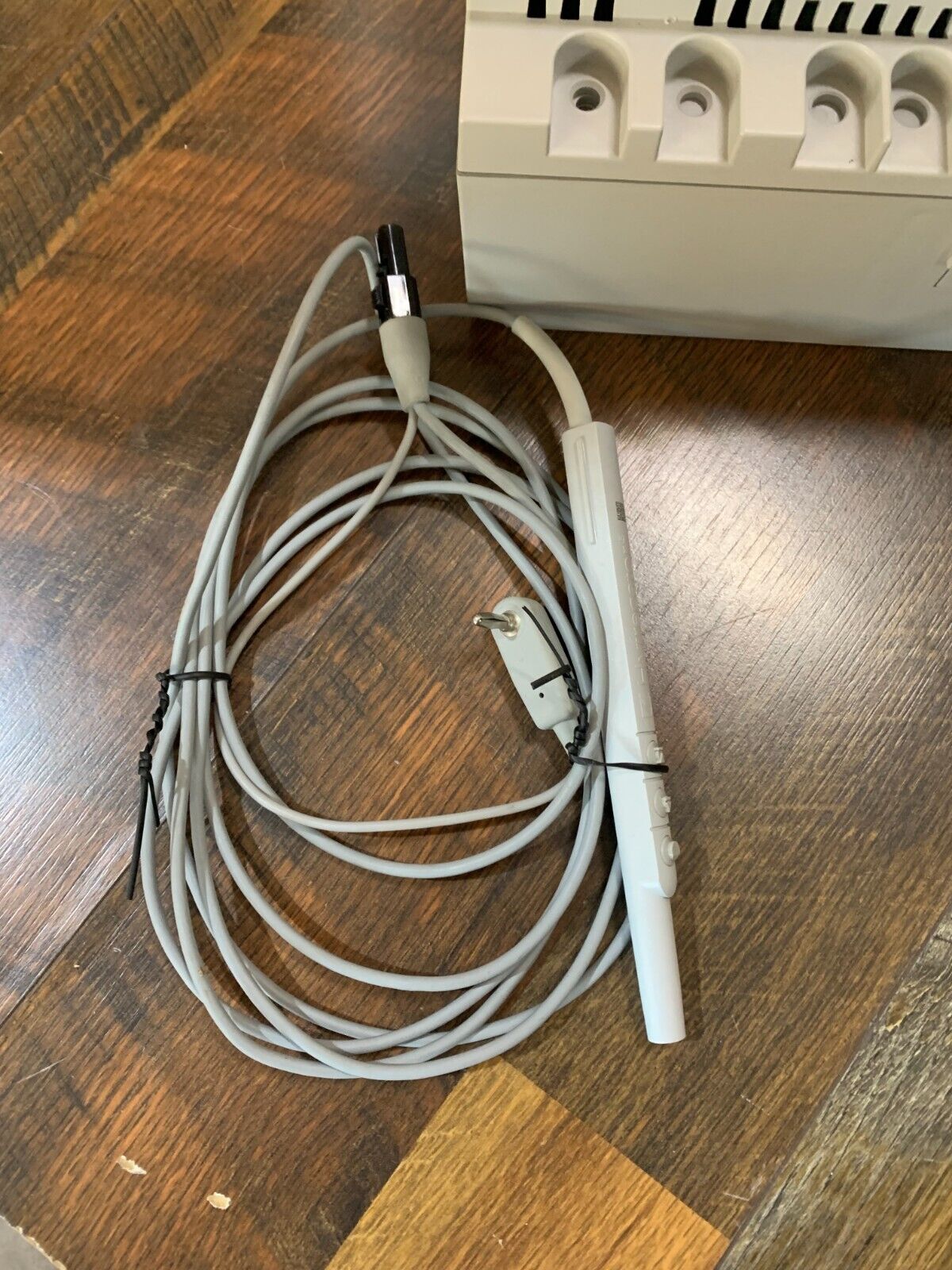 Conmed Hyfrecator 2000 with Handpiece – GotaHaveItDental