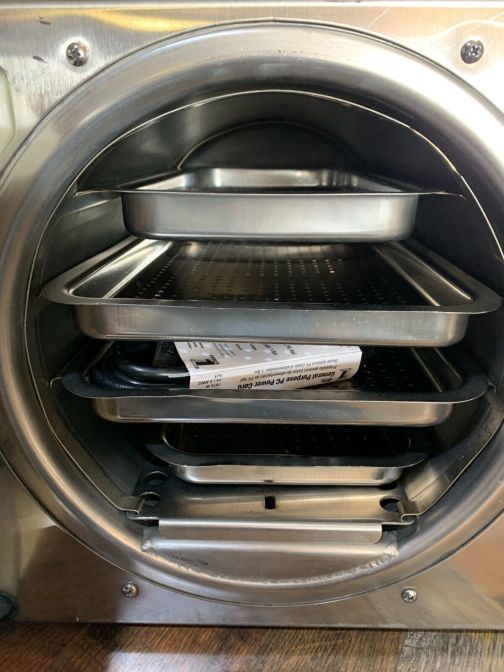 M11 Ultraclave Autoclave Steam Sterilizer 1376 cycles **Refurbished ...