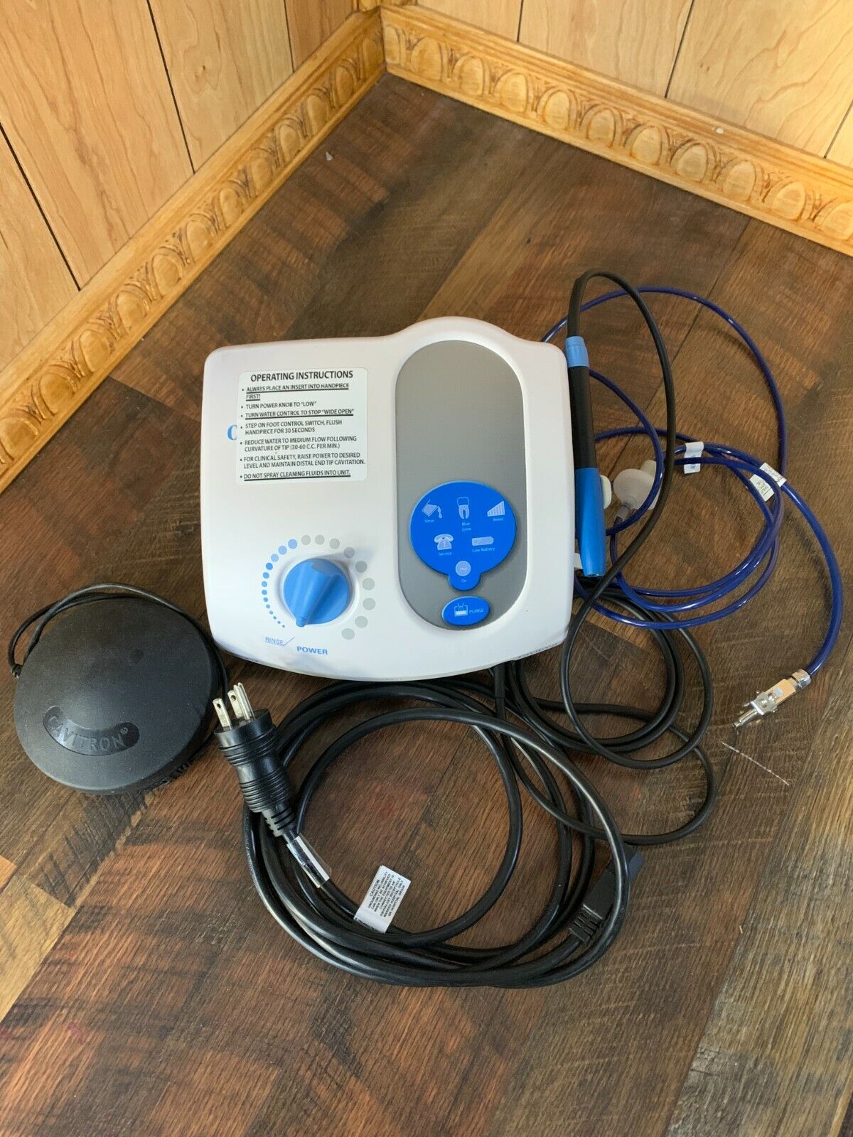 Dentsply Cavitron Plus Gen-131 19849 Ultrasonic Scaler with 30k steri ...