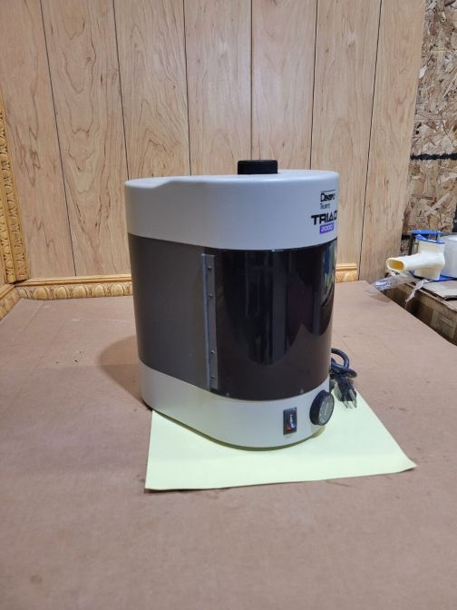 DentsplyTrubyte TRIAD 2000 Visible Light Cure System – GotaHaveItDental