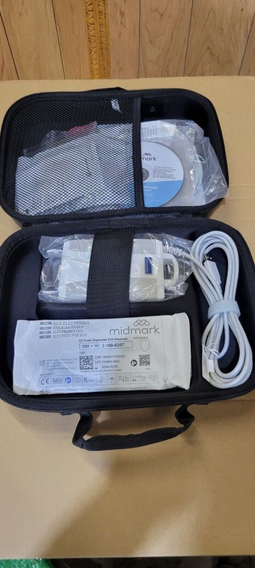 Midmark IQecg Digital IQ ECG Medical New Style 1-100-1330 (Mfg Date 11/ ...