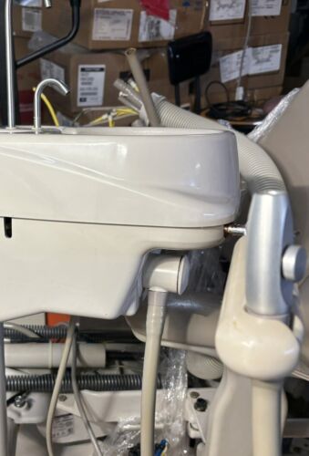 Adec Cuspidor w/mount Pole And Ubolts – GotaHaveItDental